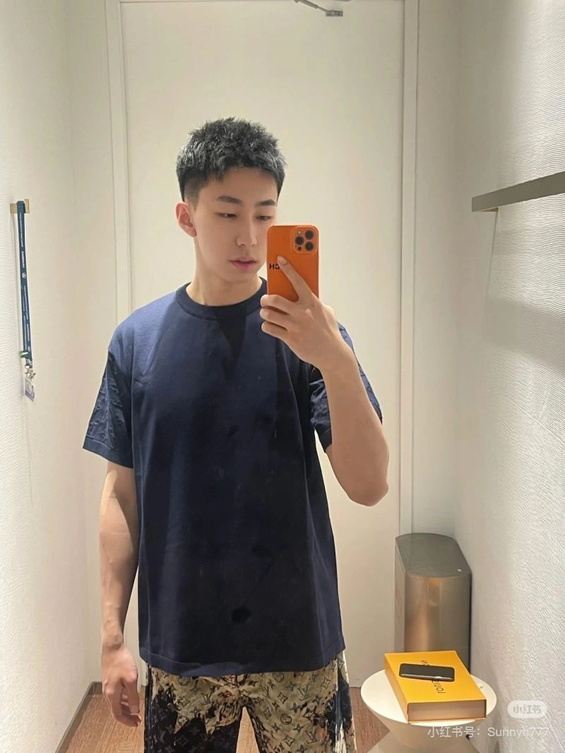 OEM Louis Vuitton T-Shirts