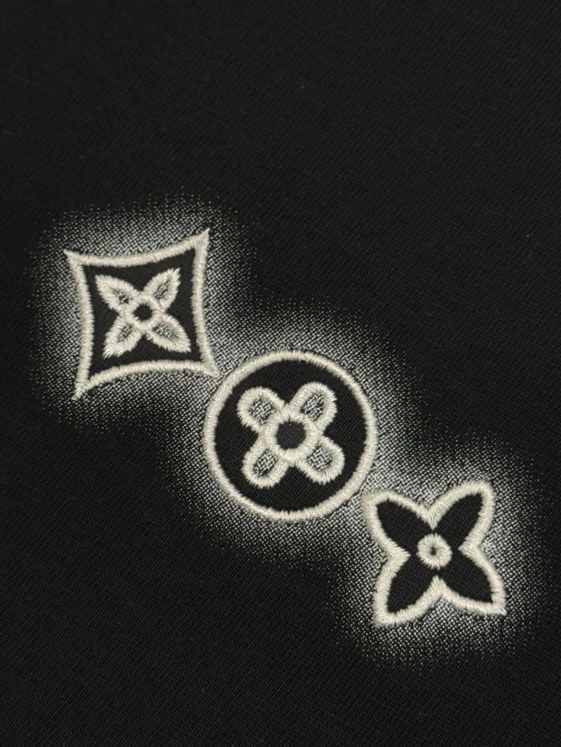 Low-cost Louis Vuitton T-Shirts