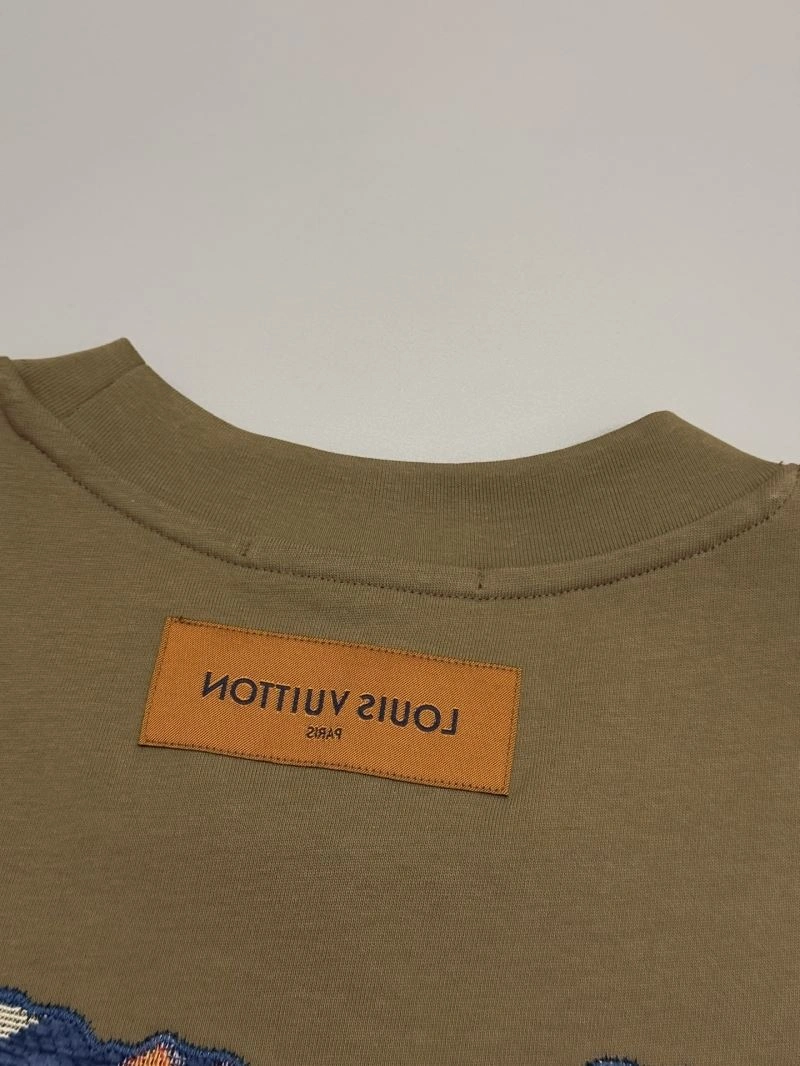 Bargain Louis Vuitton T-Shirts