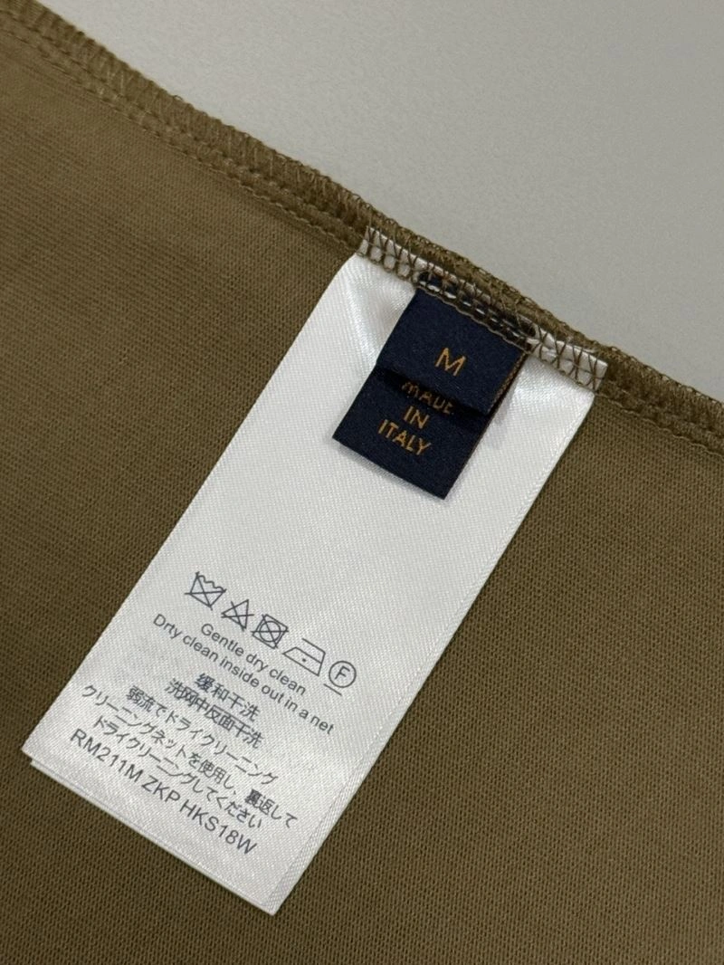 Bargain Louis Vuitton T-Shirts