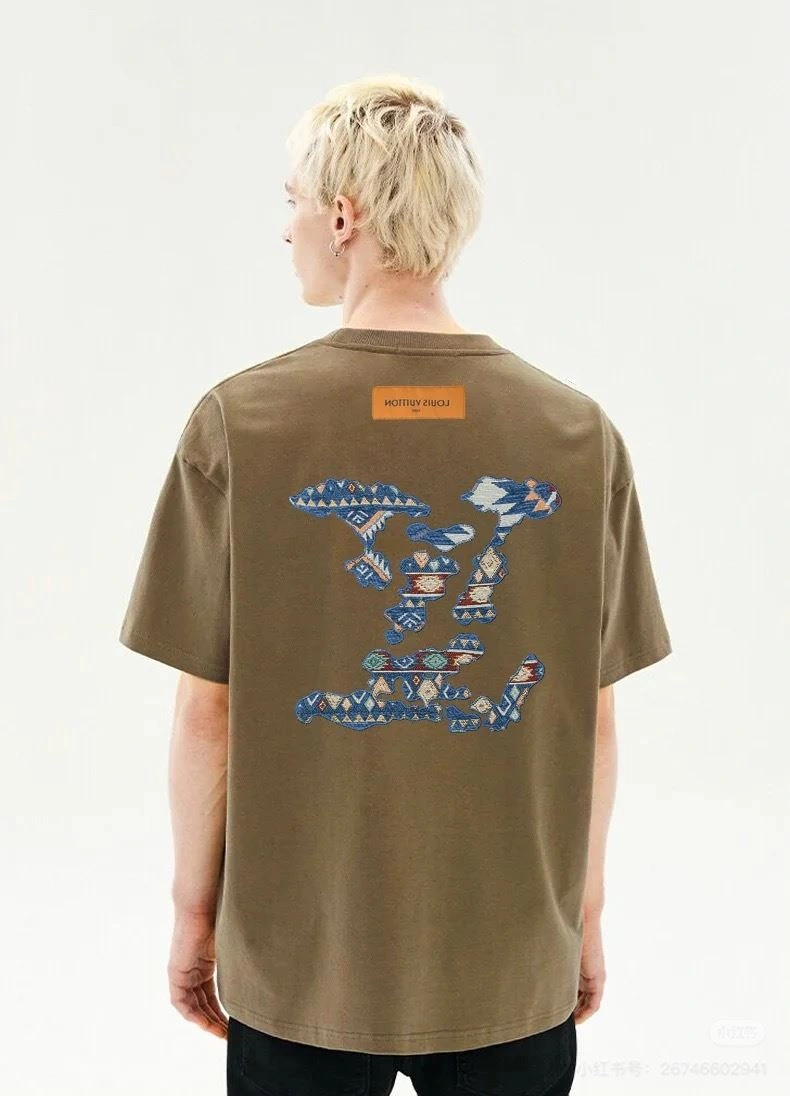 Bargain Louis Vuitton T-Shirts