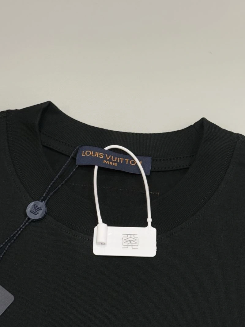Inexpensive Louis Vuitton T-Shirts