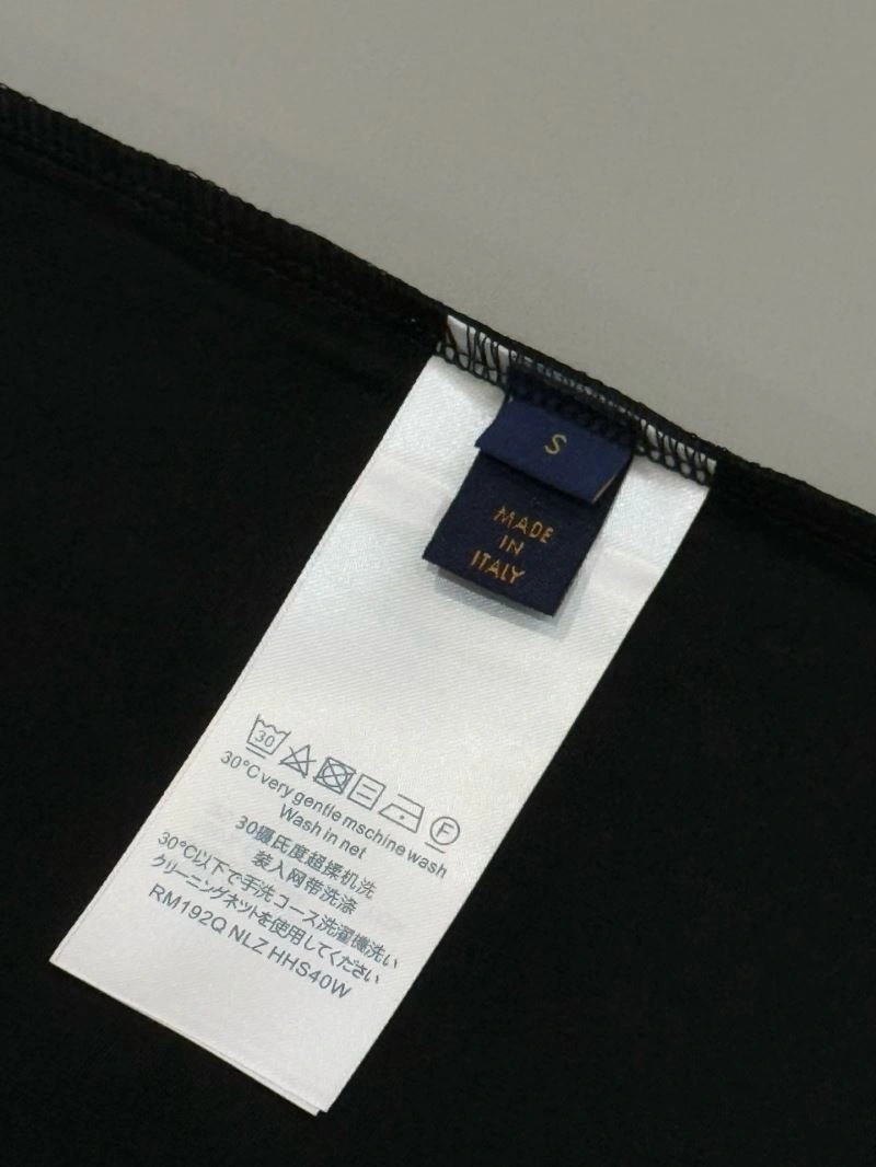 Inexpensive Louis Vuitton T-Shirts