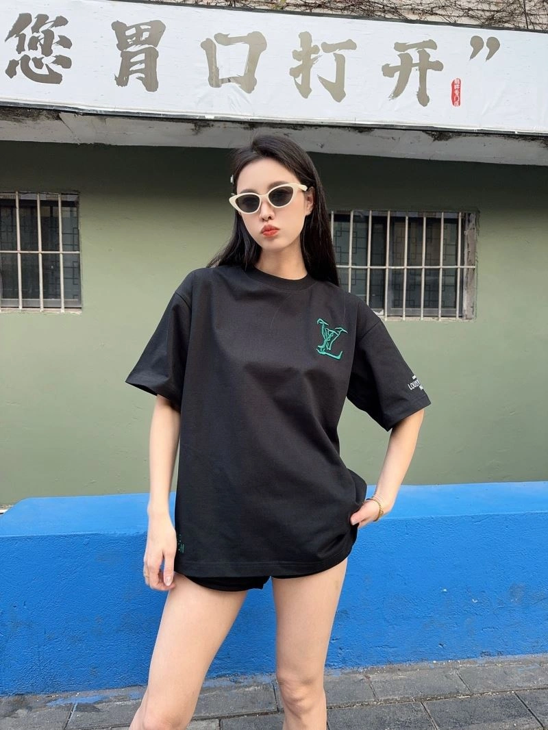 Inexpensive Louis Vuitton T-Shirts