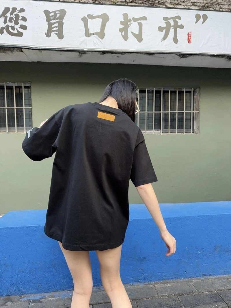 Inexpensive Louis Vuitton T-Shirts
