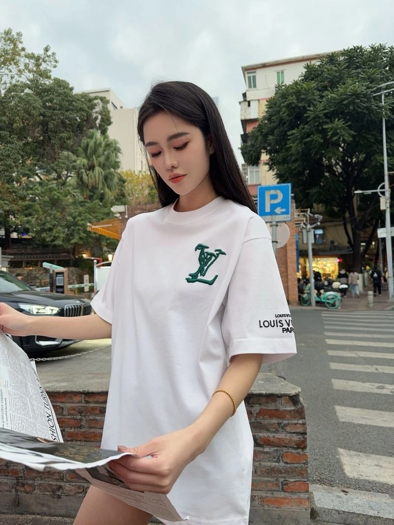 Low-cost Louis Vuitton T-Shirts