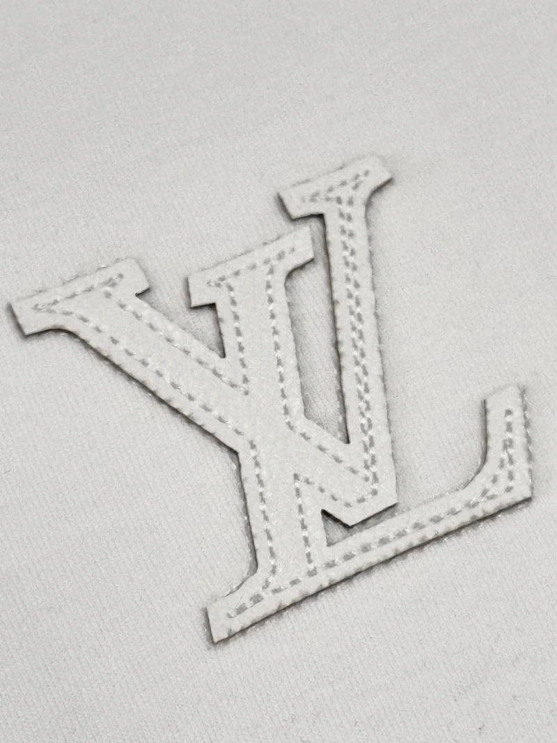 Inexpensive Louis Vuitton T-Shirts