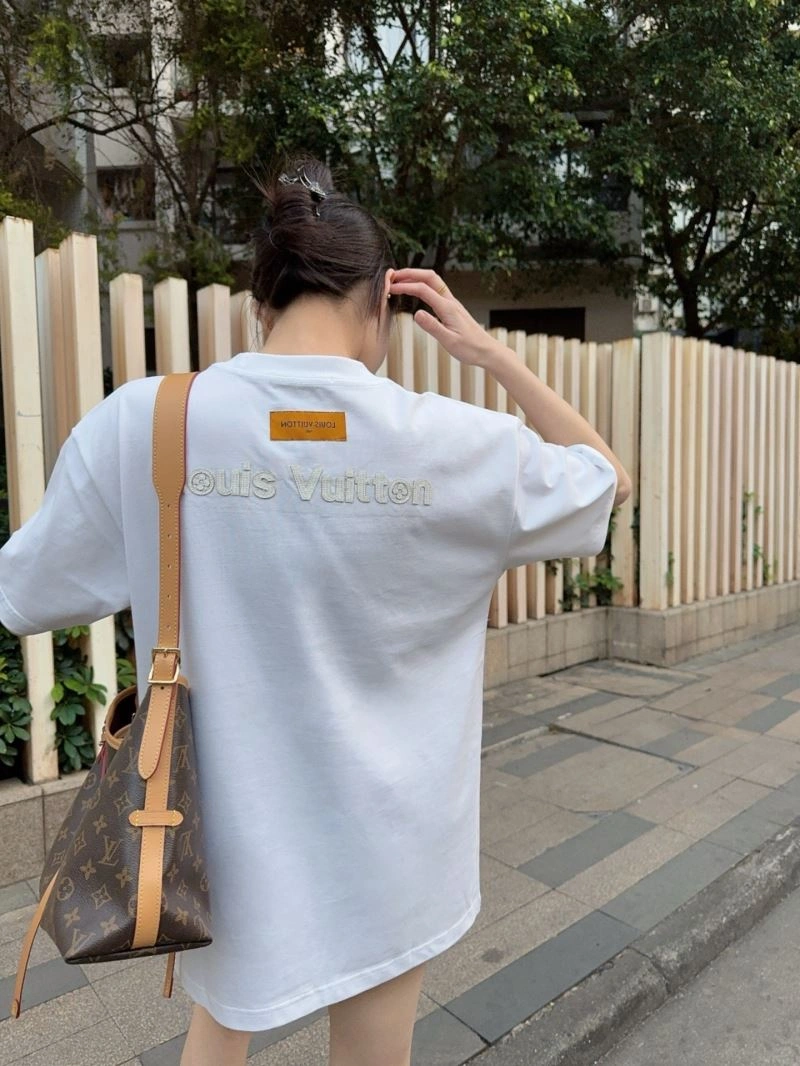 Inexpensive Louis Vuitton T-Shirts
