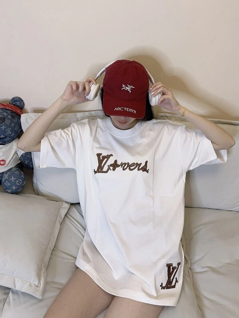 1:1 copy Louis Vuitton T-Shirts