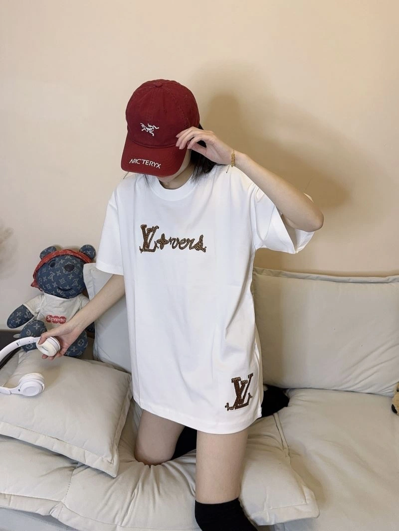 1:1 copy Louis Vuitton T-Shirts