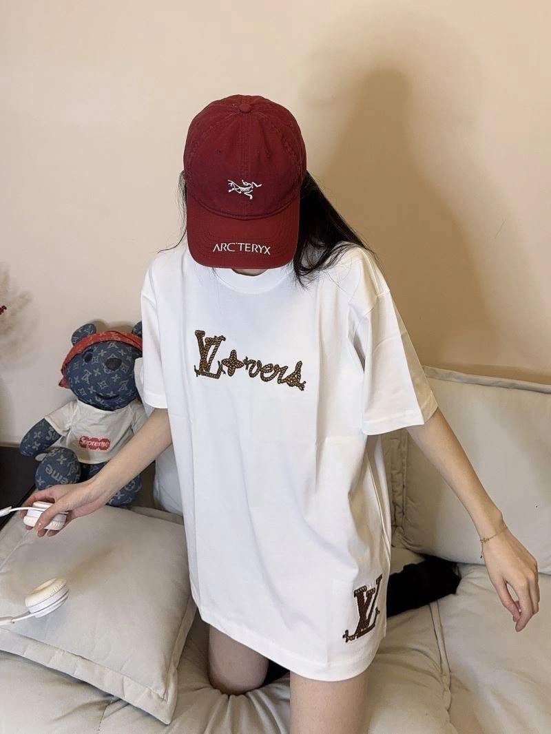 1:1 copy Louis Vuitton T-Shirts
