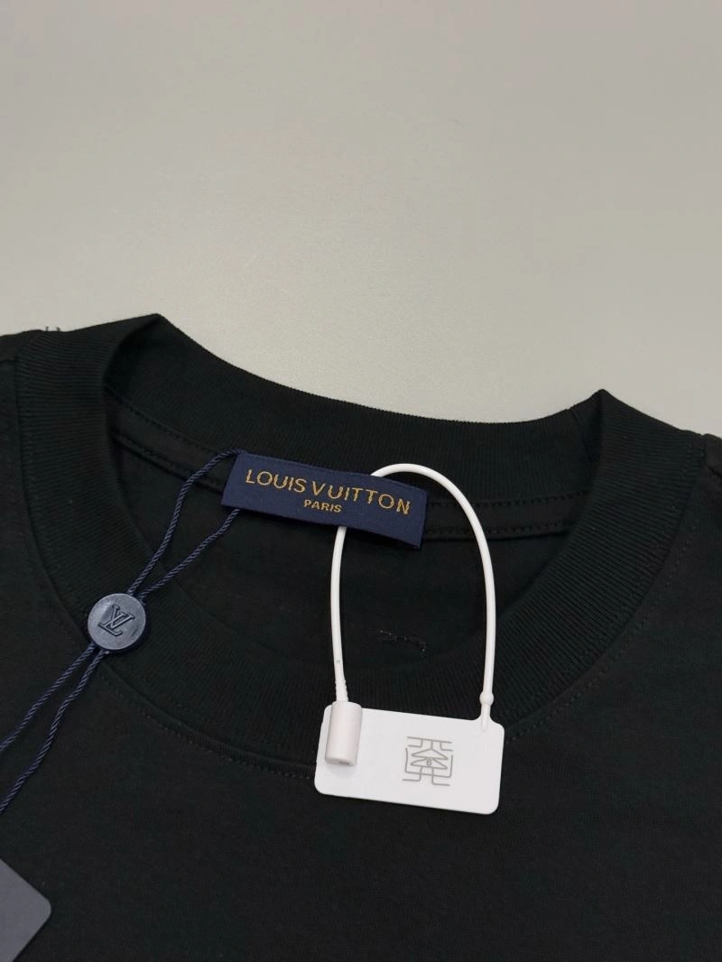 Top match Louis Vuitton T-Shirts