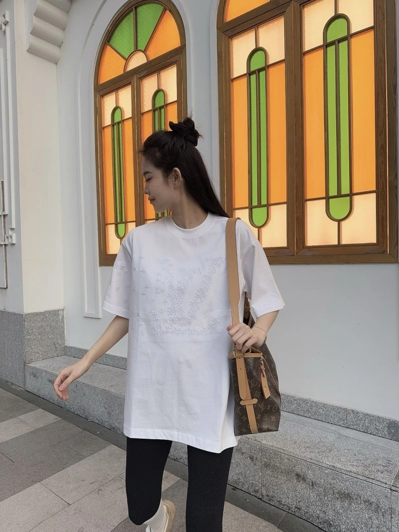 Official Louis Vuitton T-Shirts