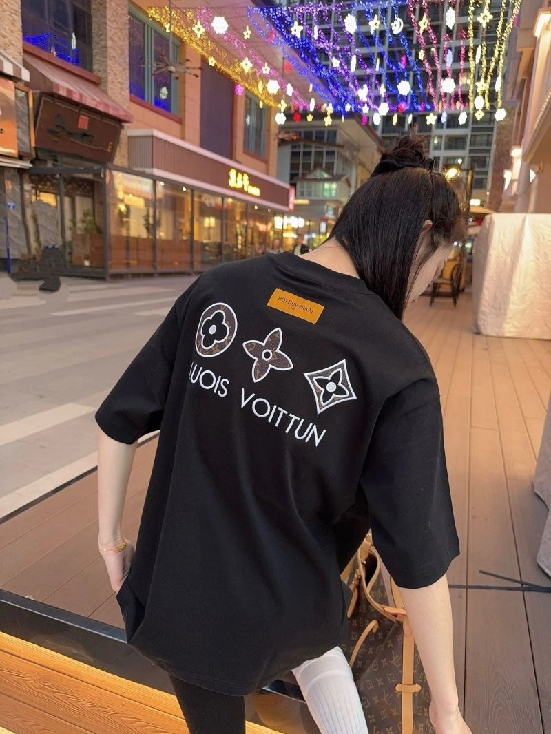 Perfect replica Louis Vuitton T-Shirts