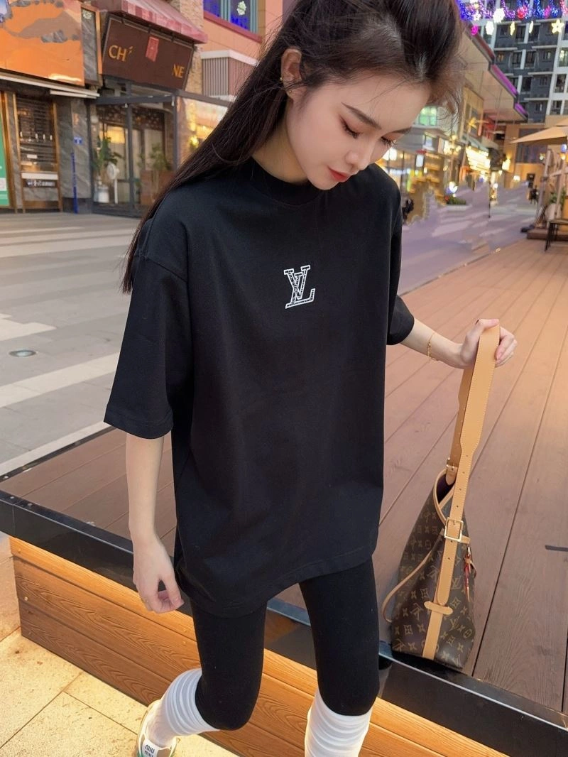 Perfect replica Louis Vuitton T-Shirts