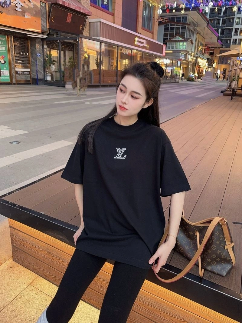 Perfect replica Louis Vuitton T-Shirts