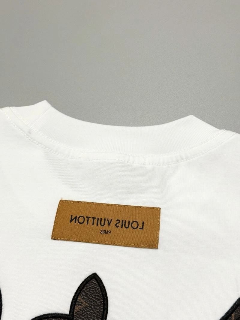 High accuracy Louis Vuitton T-Shirts