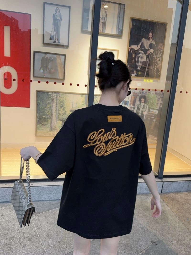 Top mirror Louis Vuitton T-Shirts
