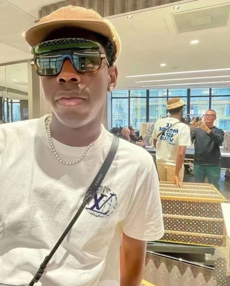 Real Louis Vuitton T-Shirts
