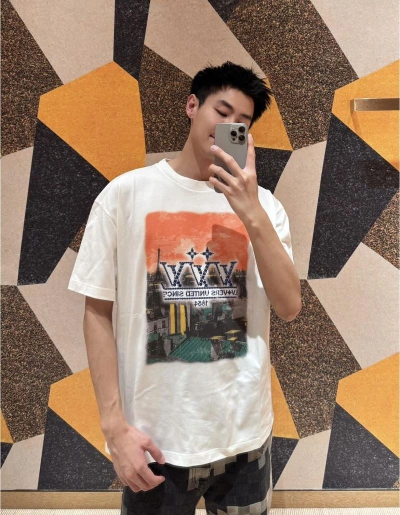 Discounted Louis Vuitton T-Shirts