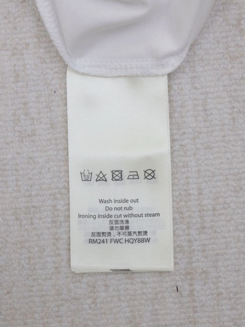 Inexpensive Louis Vuitton T-Shirts