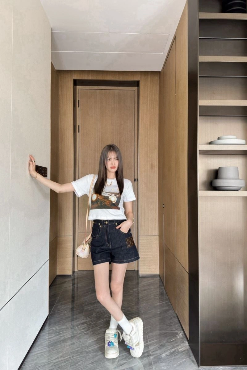 Inexpensive Louis Vuitton T-Shirts