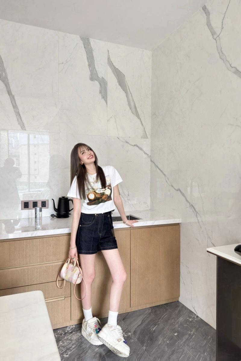 Inexpensive Louis Vuitton T-Shirts