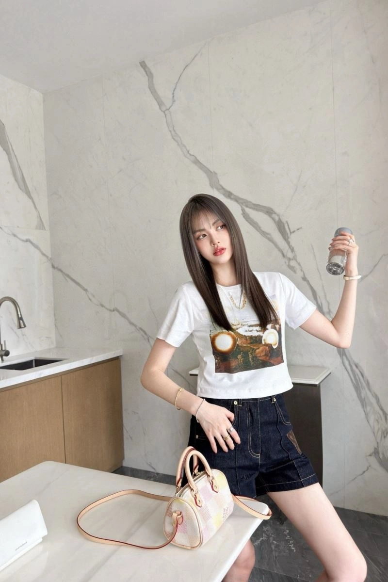 Inexpensive Louis Vuitton T-Shirts