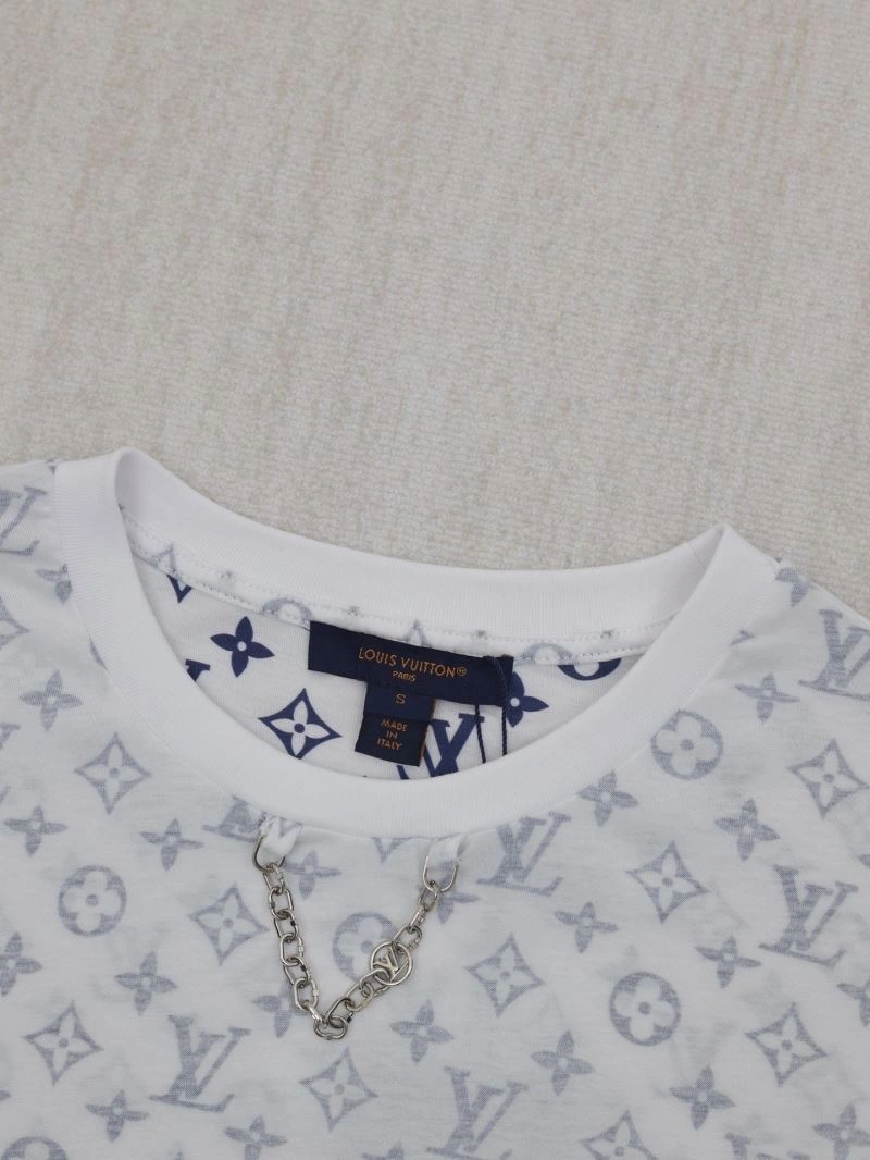 Indistinguishable Louis Vuitton T-Shirts