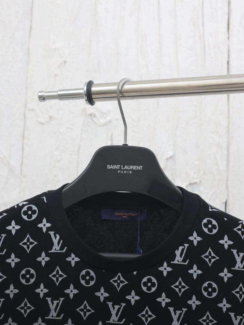 Precise copy Louis Vuitton T-Shirts