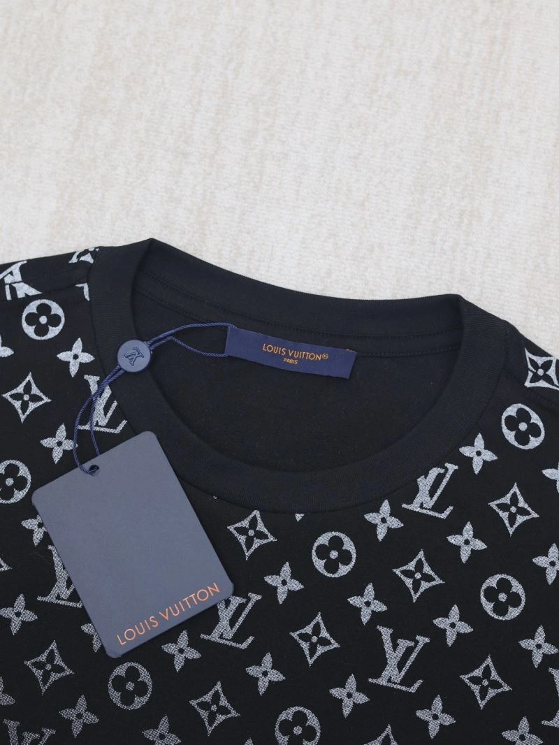 Precise copy Louis Vuitton T-Shirts