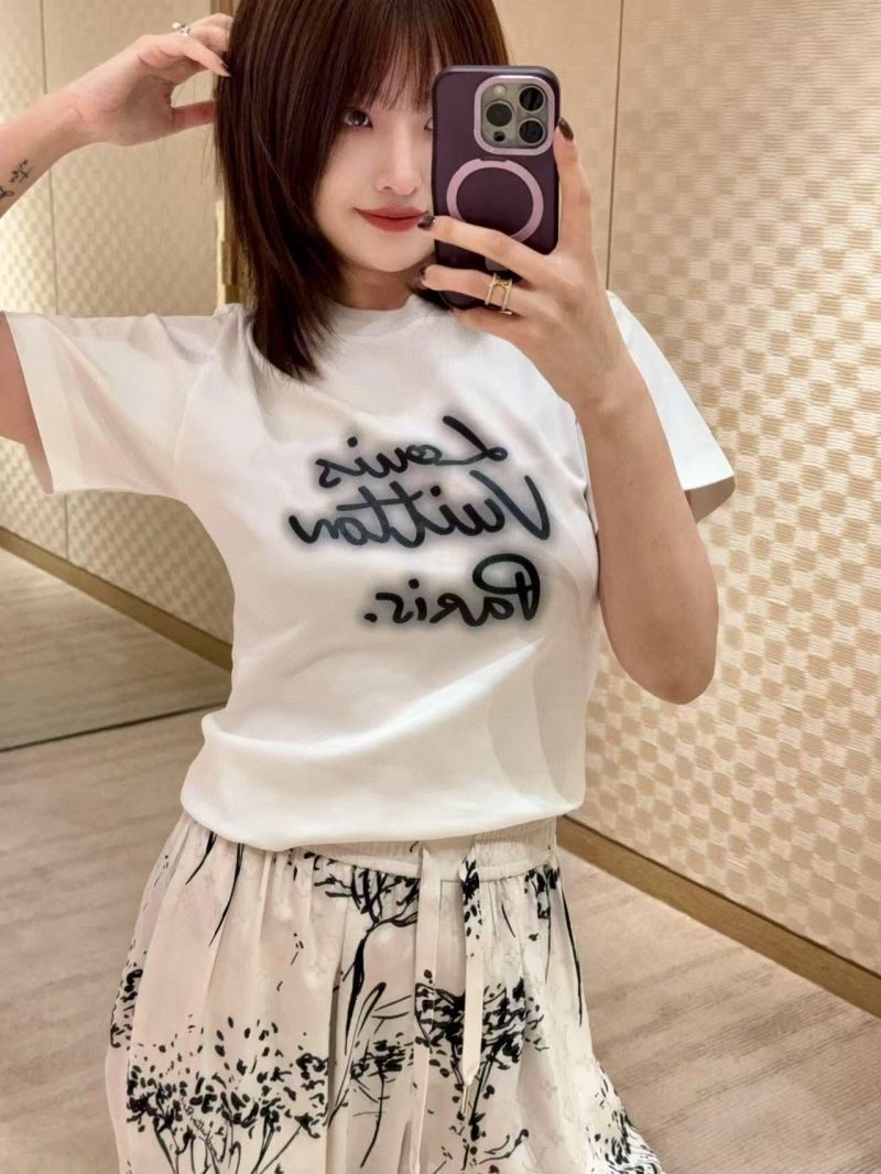 High accuracy Louis Vuitton T-Shirts