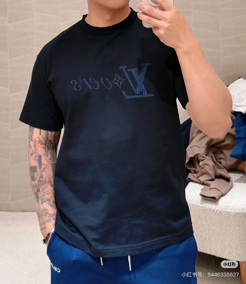 Economical Louis Vuitton T-Shirts