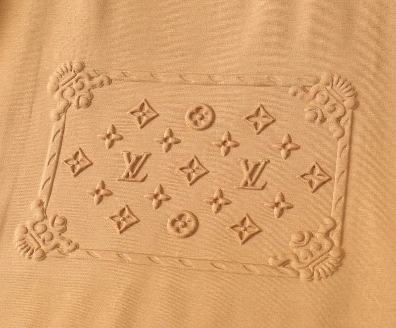 Factory-made Louis Vuitton T-Shirts