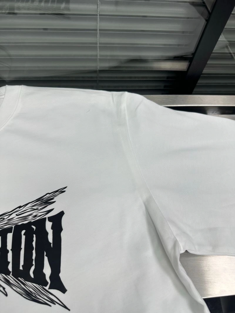 Bargain Louis Vuitton T-Shirts