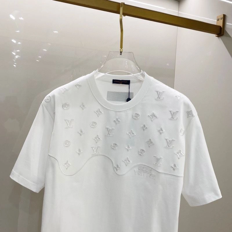 Cut-rate Louis Vuitton T-Shirts