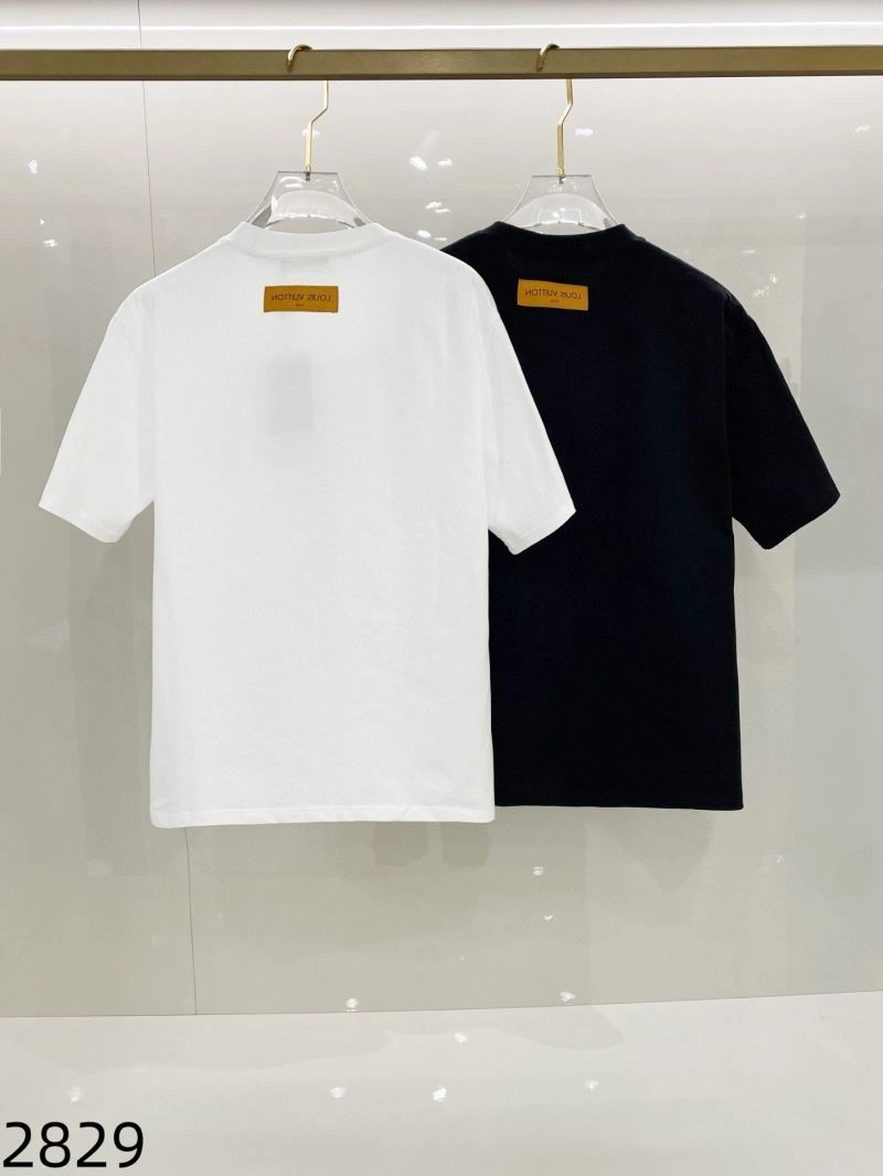 Precise copy Louis Vuitton T-Shirts