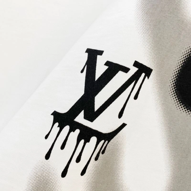 Precise copy Louis Vuitton T-Shirts