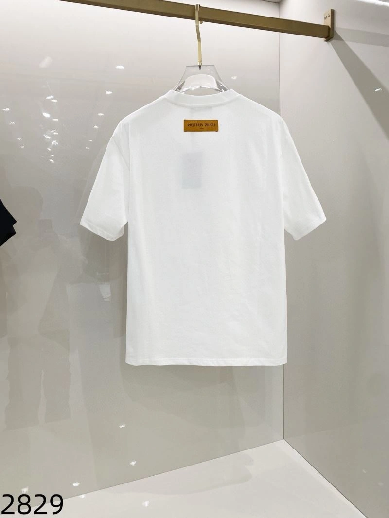 Precise copy Louis Vuitton T-Shirts