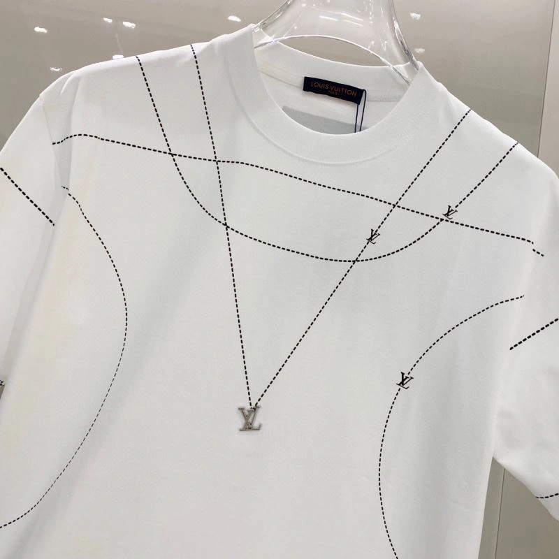 Top match Louis Vuitton T-Shirts