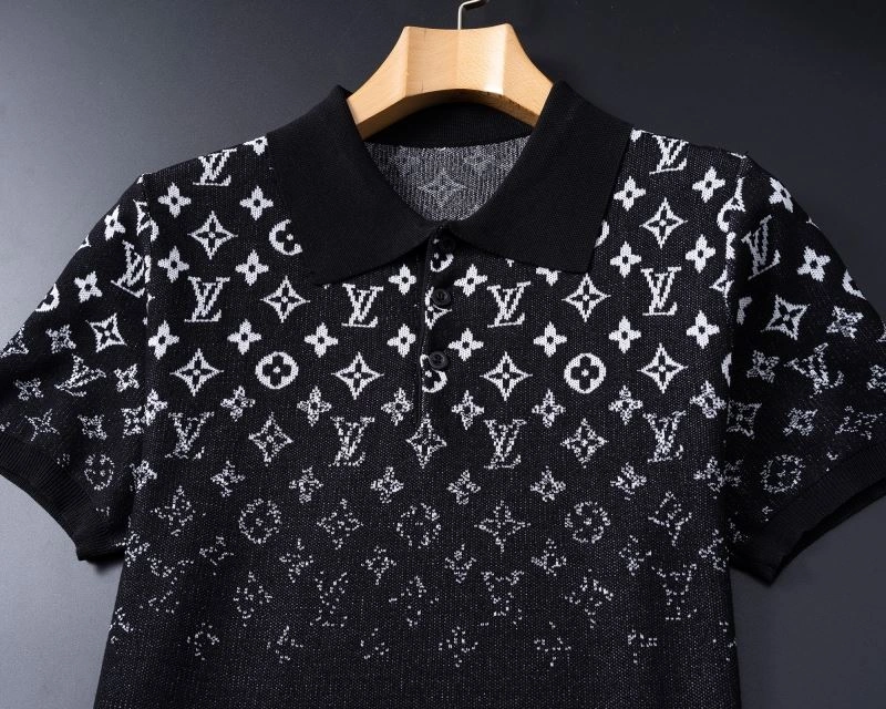 Low-cost Louis Vuitton T-Shirts