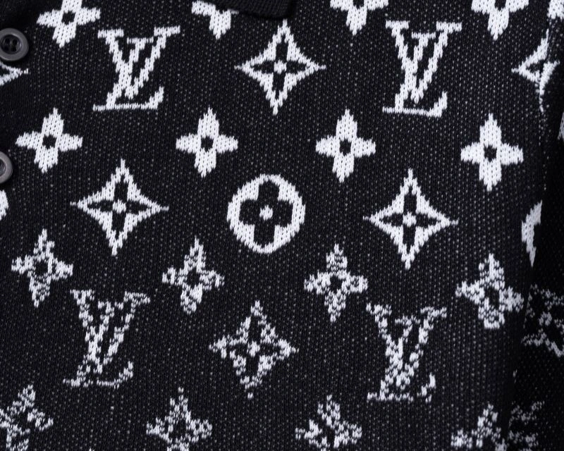 Low-cost Louis Vuitton T-Shirts