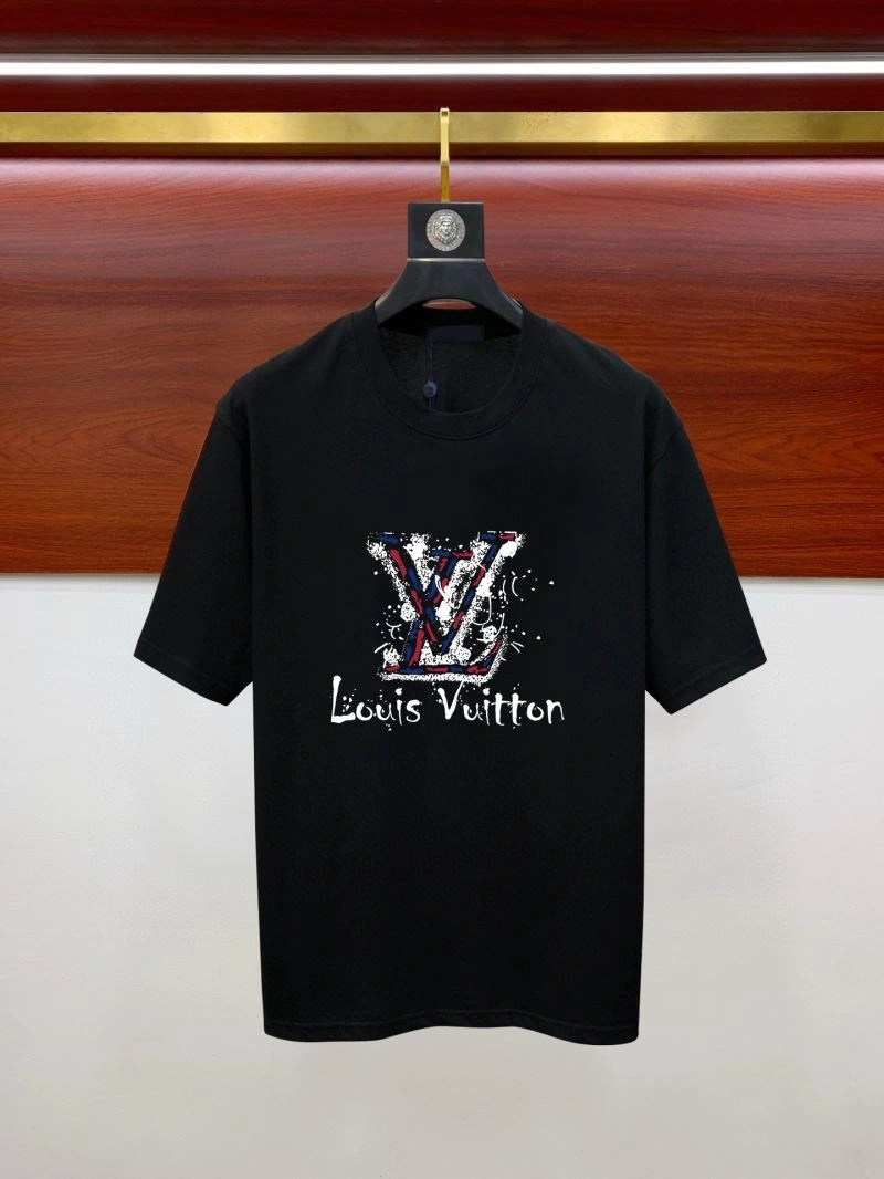 Indistinguishable Louis Vuitton T-Shirts