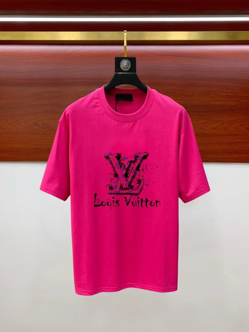 Indistinguishable Louis Vuitton T-Shirts