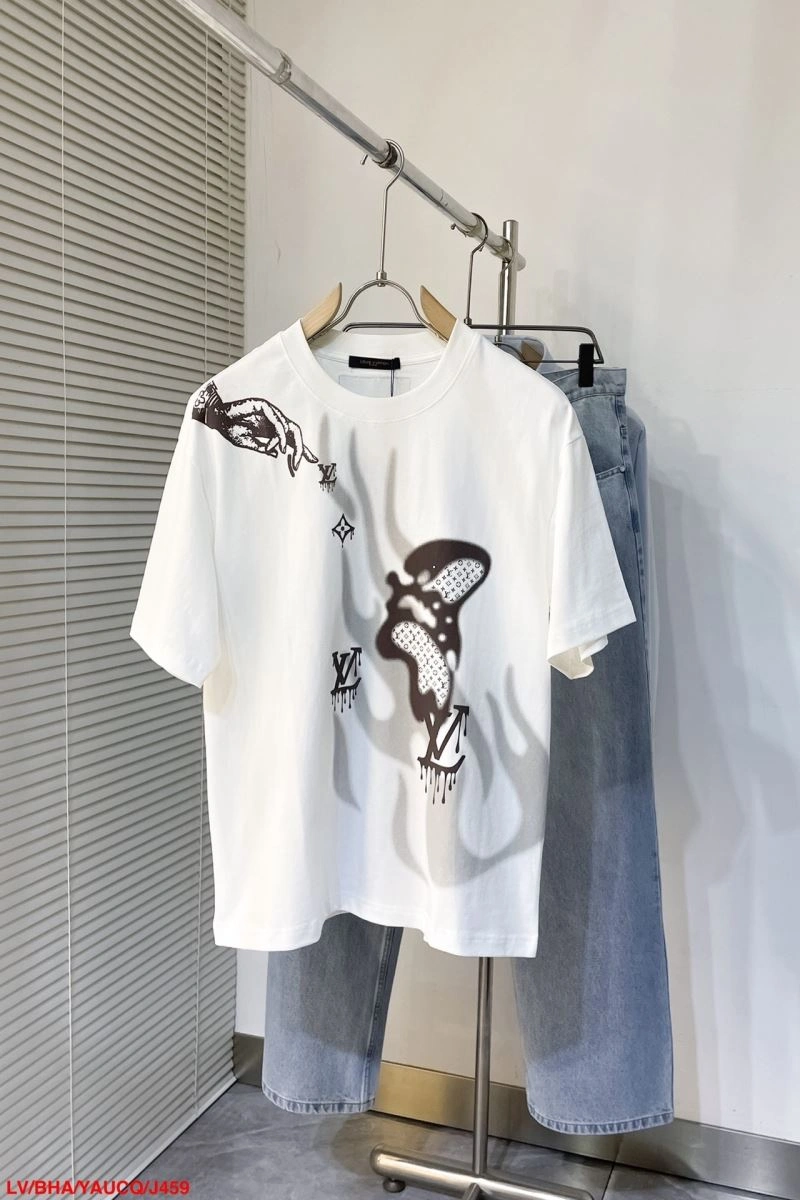 Discounted Louis Vuitton T-Shirts