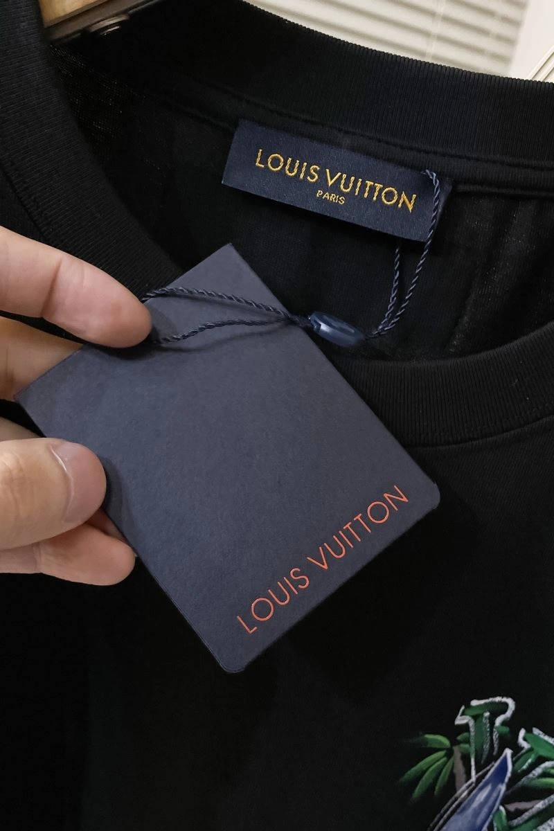 Cut-rate Louis Vuitton T-Shirts
