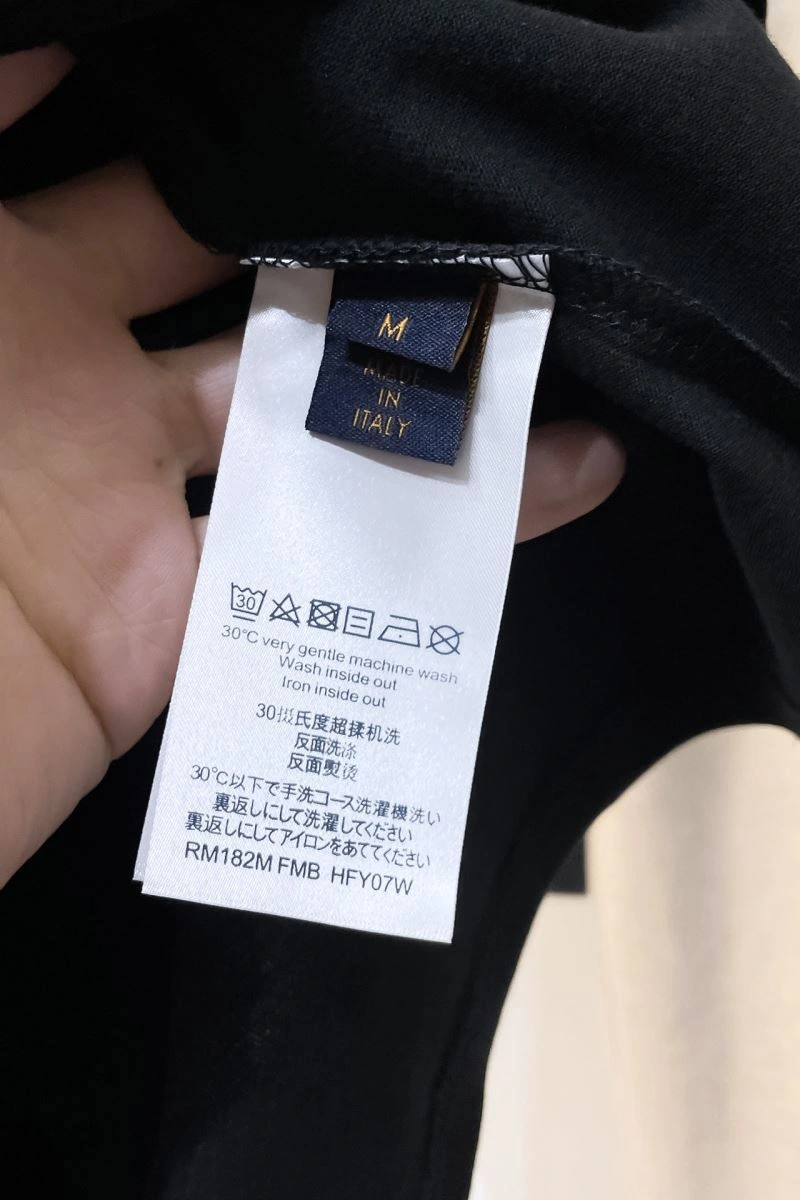 Cut-rate Louis Vuitton T-Shirts