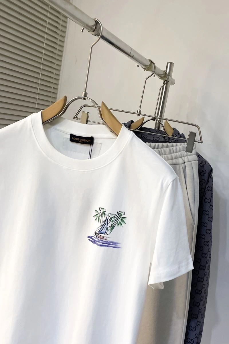 Brand-authenticated Louis Vuitton T-Shirts