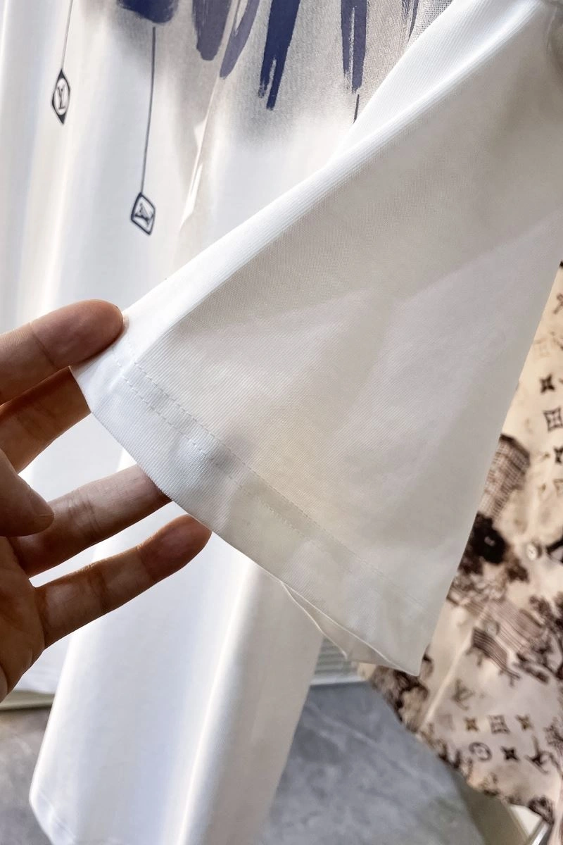 Precise copy Louis Vuitton T-Shirts