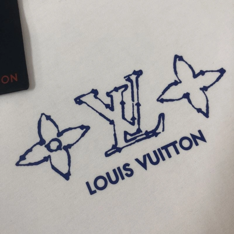 Low-cost Louis Vuitton T-Shirts